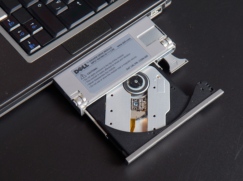 DELL Precision M4300 workstation